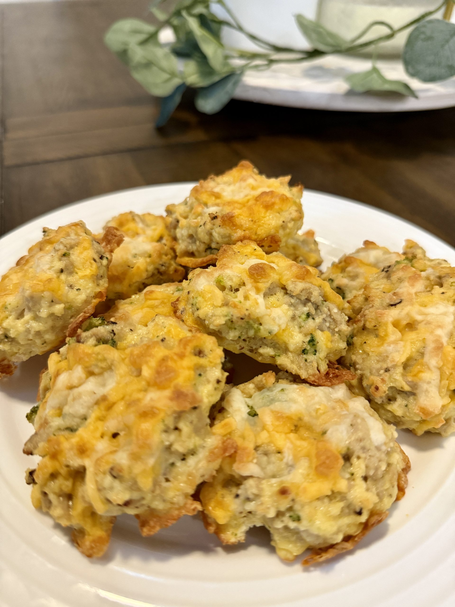Broccoli Cheddar Breakfast Biscuits